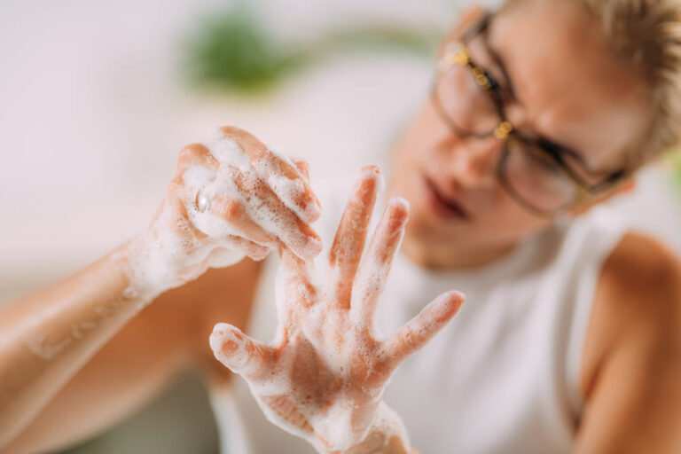 OCD vs Perfectionism: Striving for Excellence or Struggling?